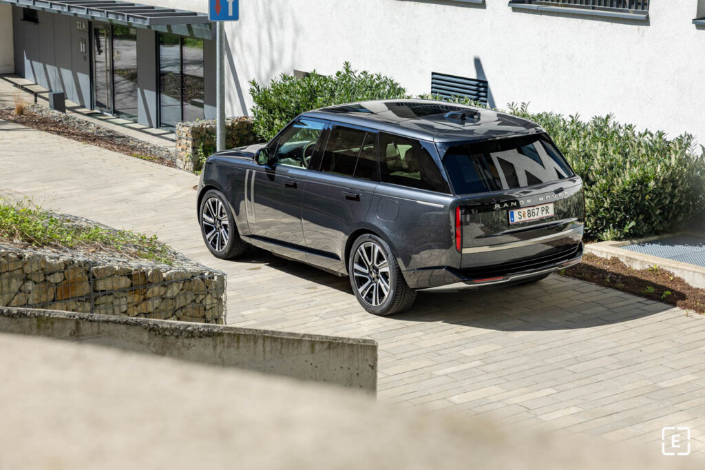 Test Range Rover P550e PHEV (L460): Špičkové SUV na prahu novej etapy